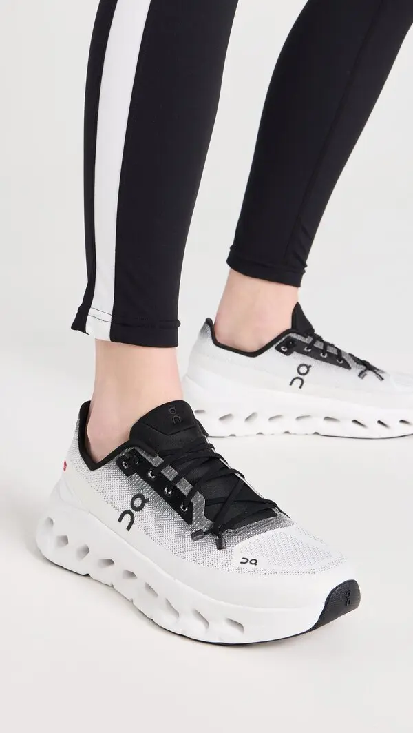 On Cloudtilt Sneakers - Black Ivory | Editorialist